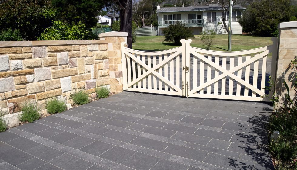 Garden Edging, Capping, & Pool Coping | Gosford Quarries