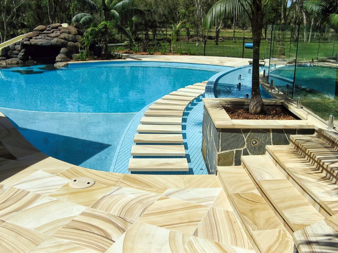 Benefits of Sandstone Pool Coping | Gosford Quarries