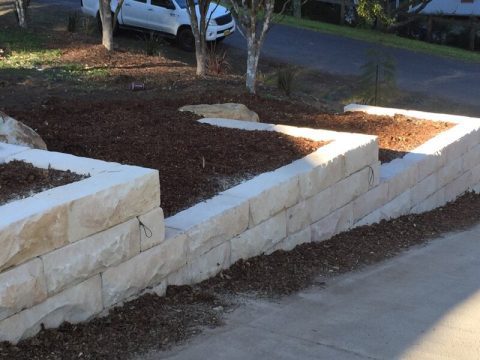 6 Options for Sandstone Retaining Walls | Gosford Quarries
